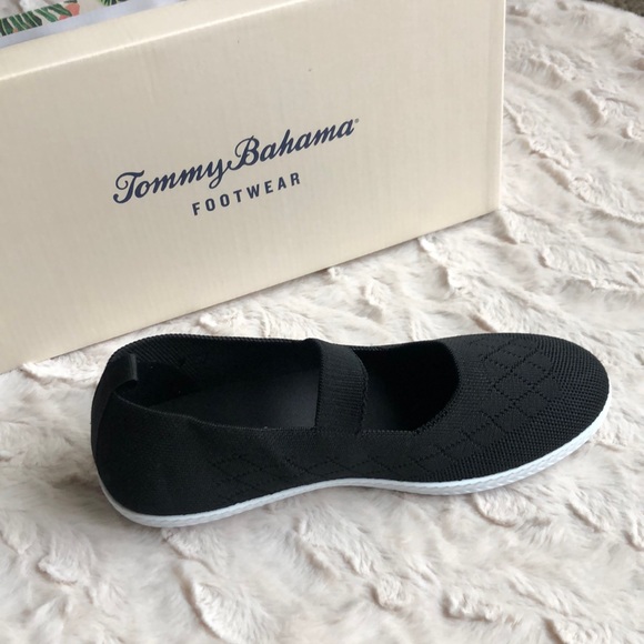 Tommy Bahama | Shoes | Tommy Bahama Slip On Casual Sneakers Sz 75 ...